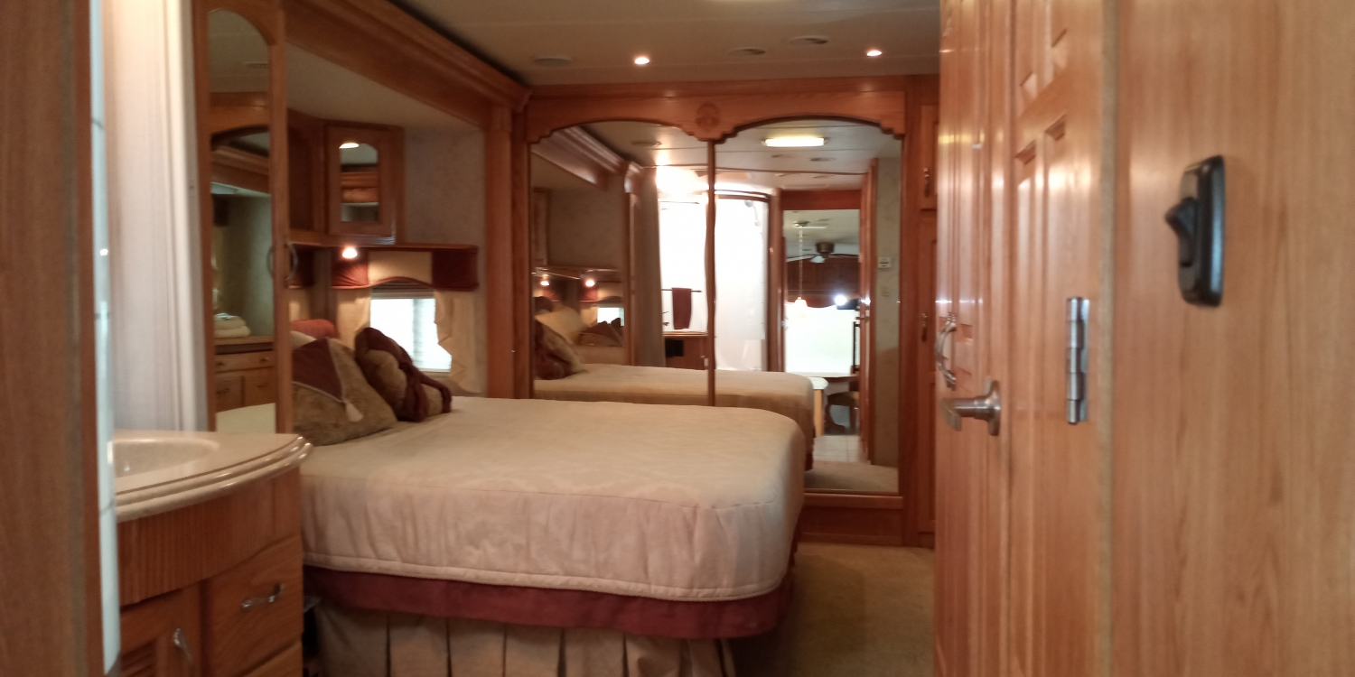 HOMES FOR SALE / RENT – Happy Days RV Park